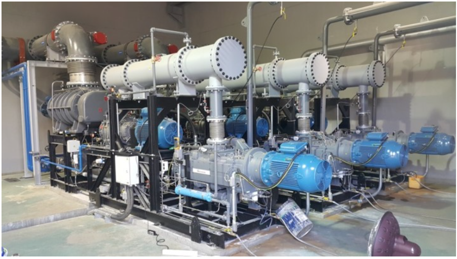 Solution Square : Dry Vacuum Pump with S100